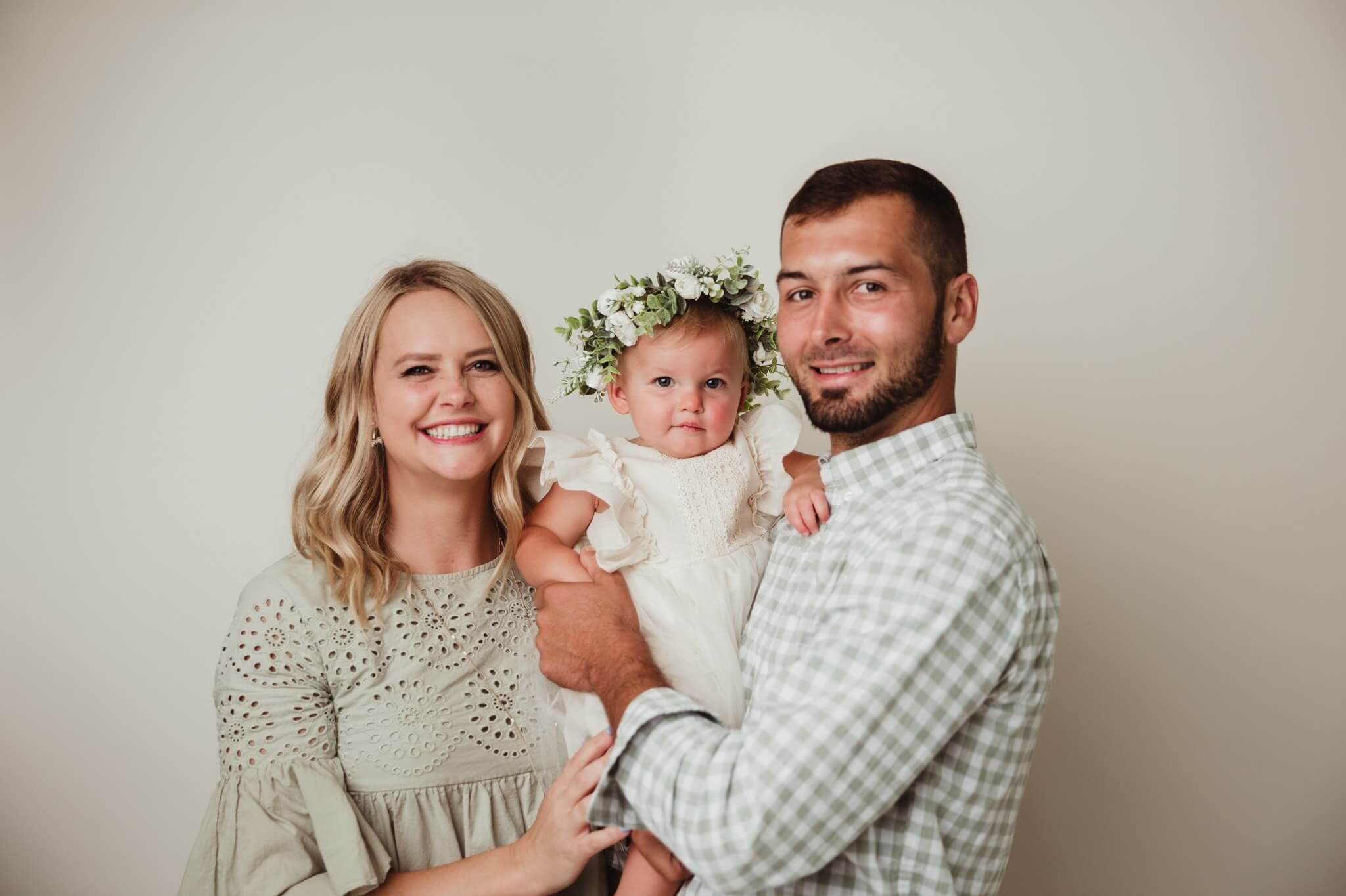 ROOTED IN RESILIENCE: CODY AND COURTNEY DARLING - Florida Farm Bureau